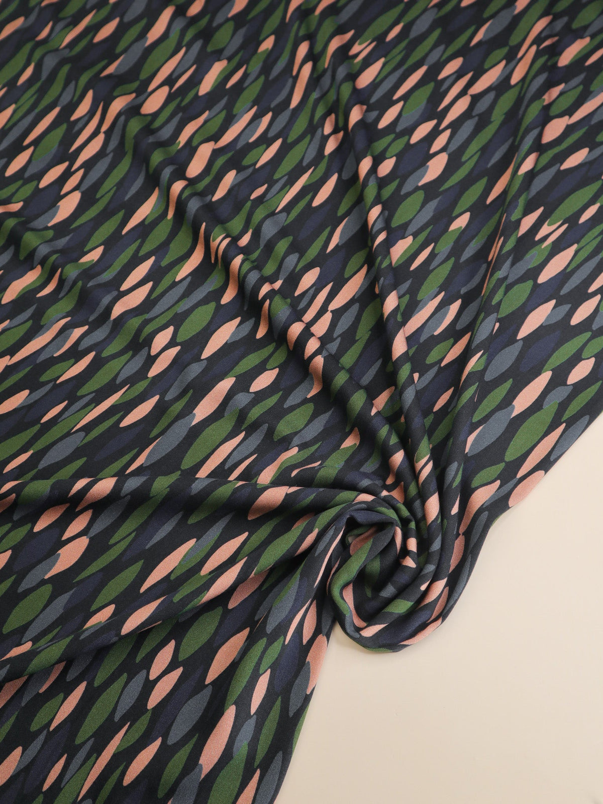 Stan Night - Viscose twill | METERMETER